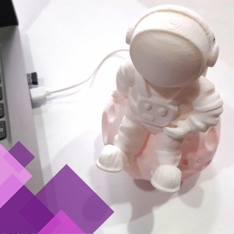 Lámpara Astronauta sobre la Luna USB portátil : Catálogo