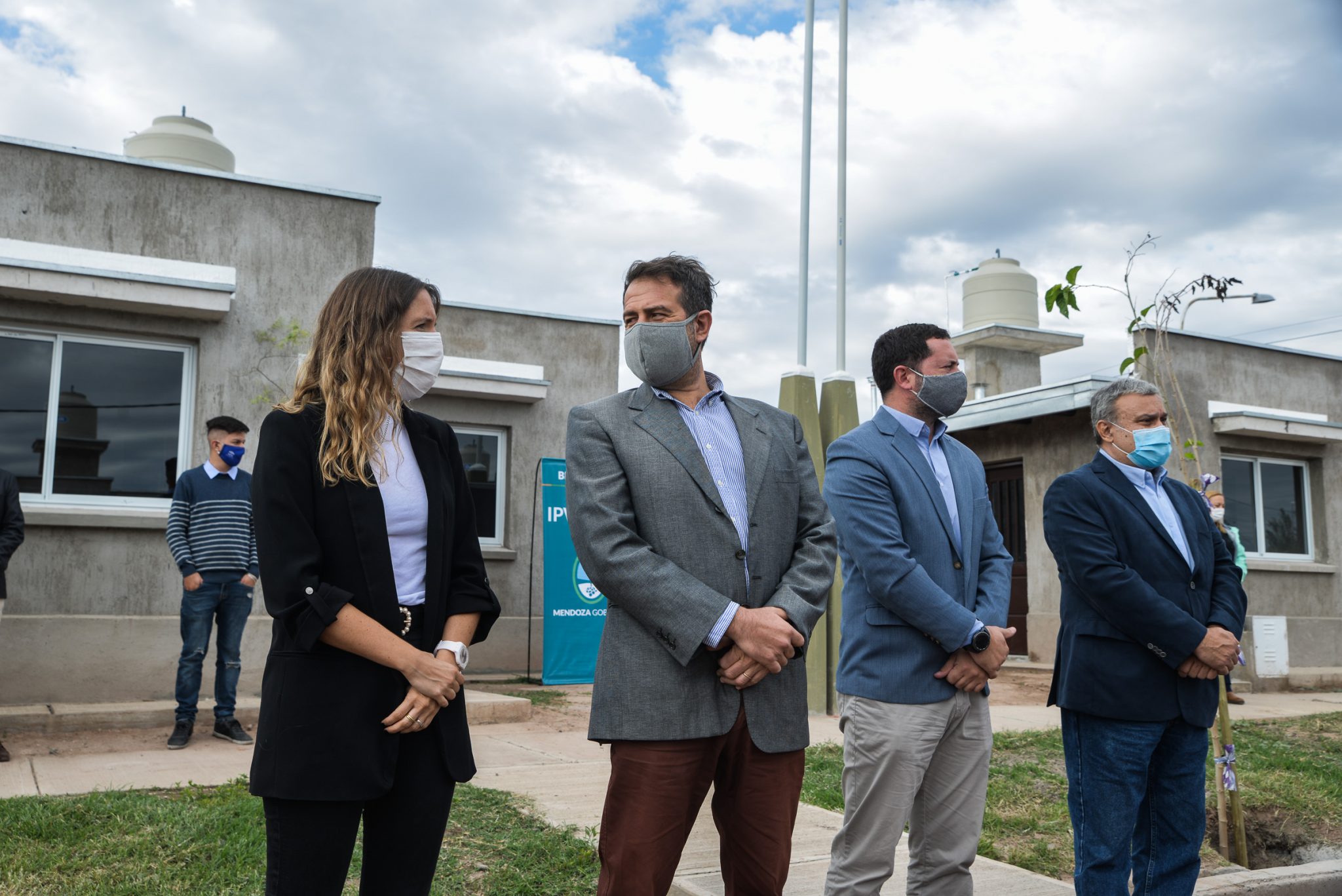 Se concretó el sueño de la casa propia para 20 familias de Guaymallén ...