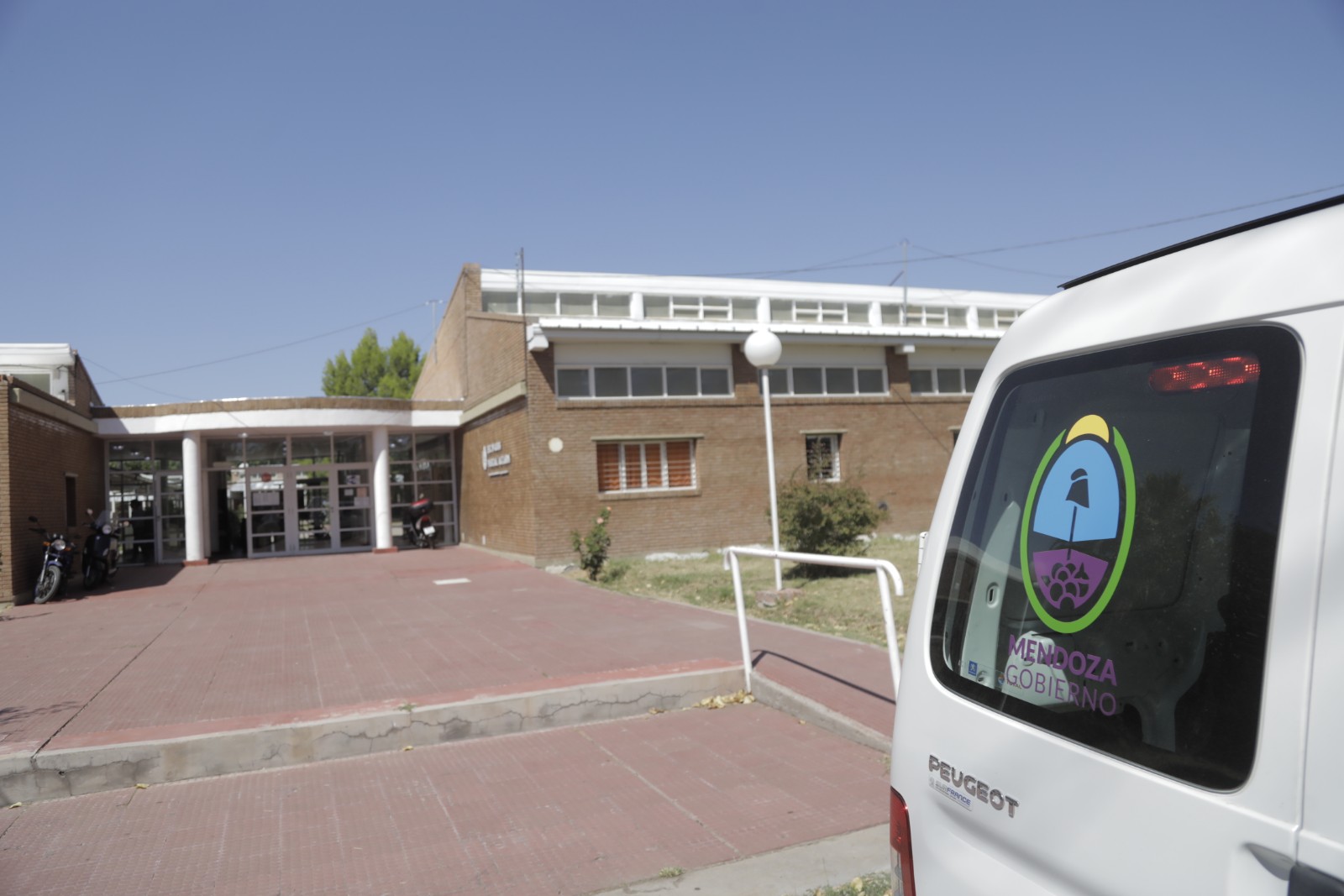 Infraestructura Elemental pone a punto dos escuelas importantes de San ...